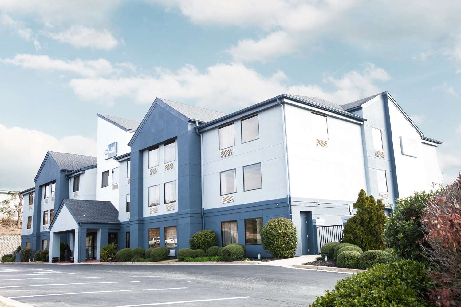 Best Western Commerce Hotel, GA - See Discounts