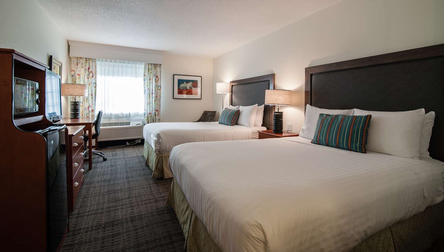 Best Western Plus University Park Inn & Suites Ames, IA - See Discounts