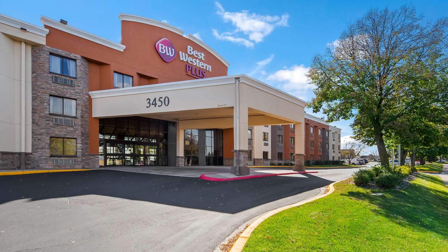 Best Western Plus Dakota Ridge Inn Eagan, MN - See Discounts