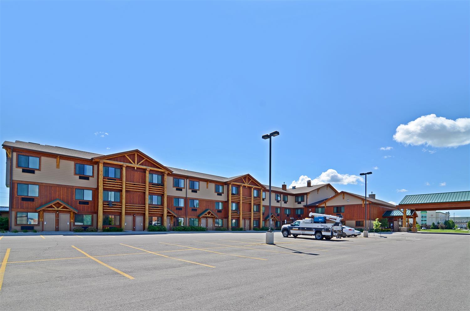 Best Western Plus Kelly Inn & Suites Fargo, ND - See Discounts