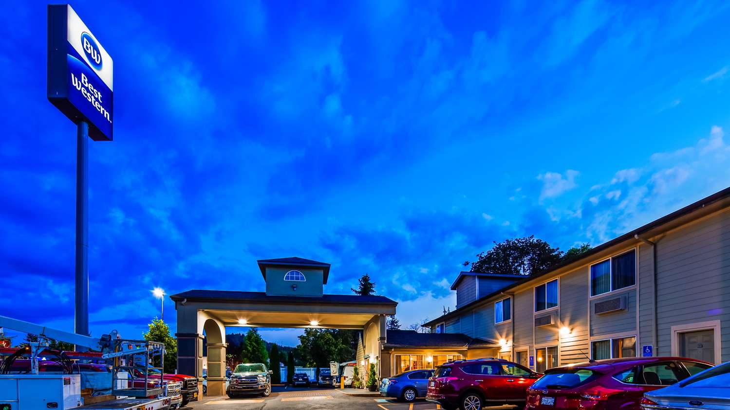 Best Western Cottage Grove Inn - I-5, Exit 174, OR - See Discounts