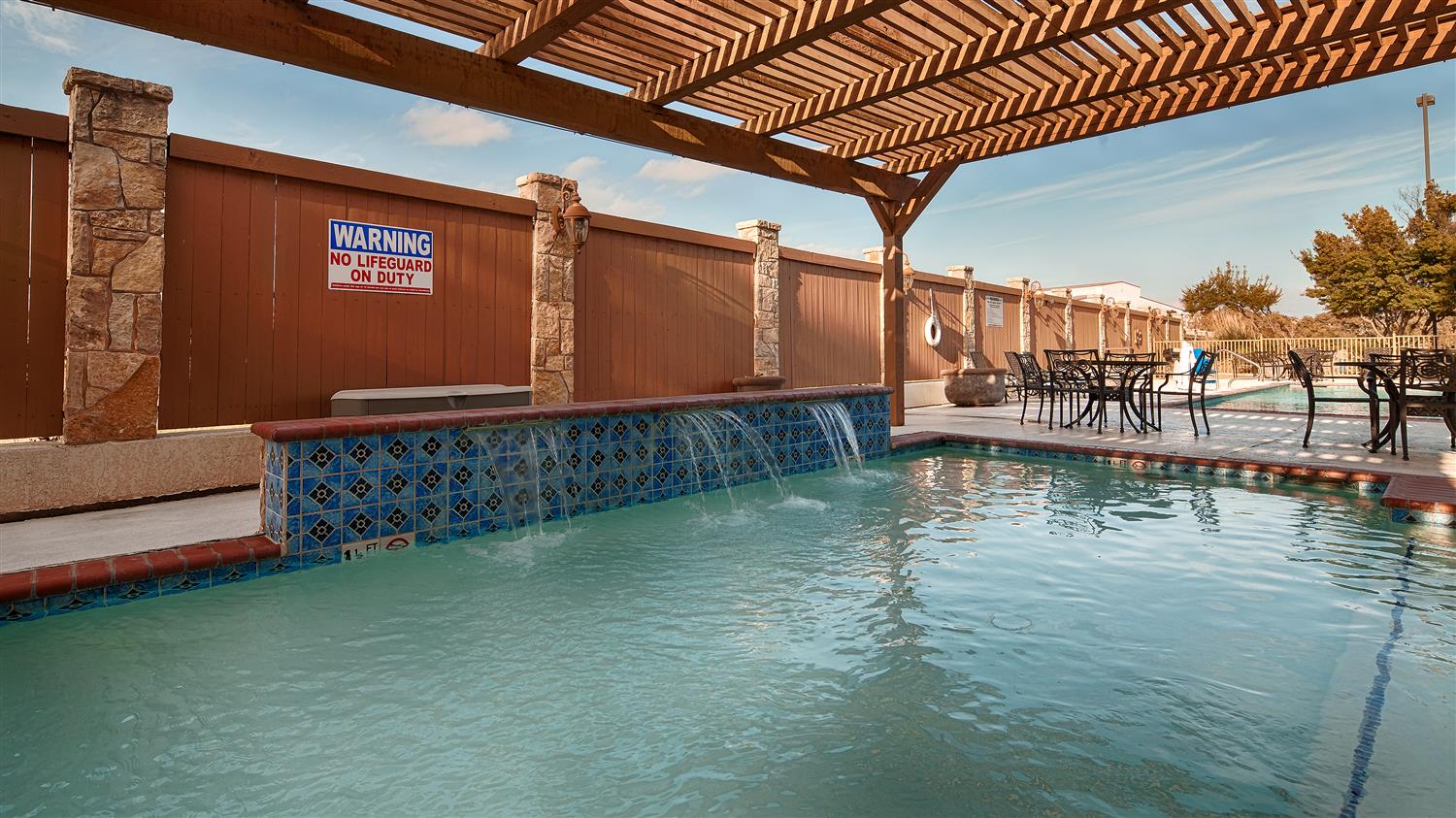 Best Western Dinosaur Valley Inn & Suites Glen Rose, TX - See Discounts