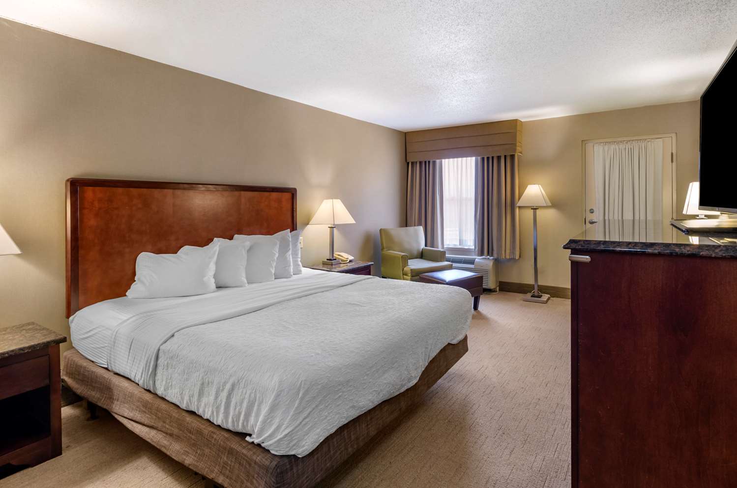 Best Western Plus Inn at Hunt Ridge Lexington - I-64, Exit 55, VA - See ...