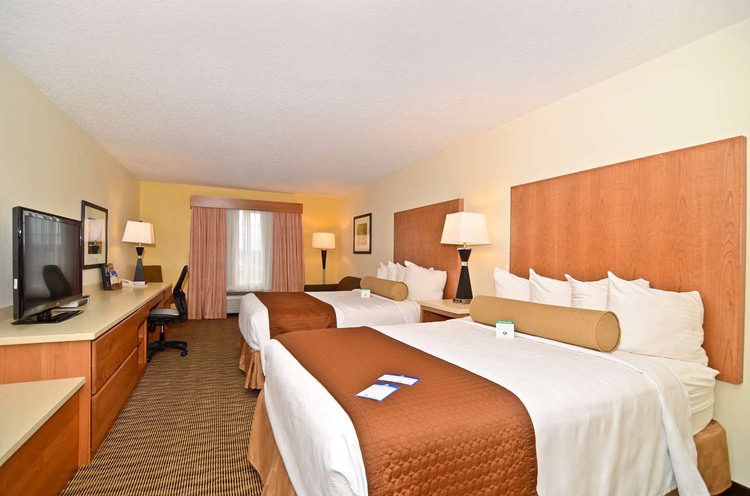 Best Western Plus Park Place Inn & Suites Chehalis, WA - See Discounts
