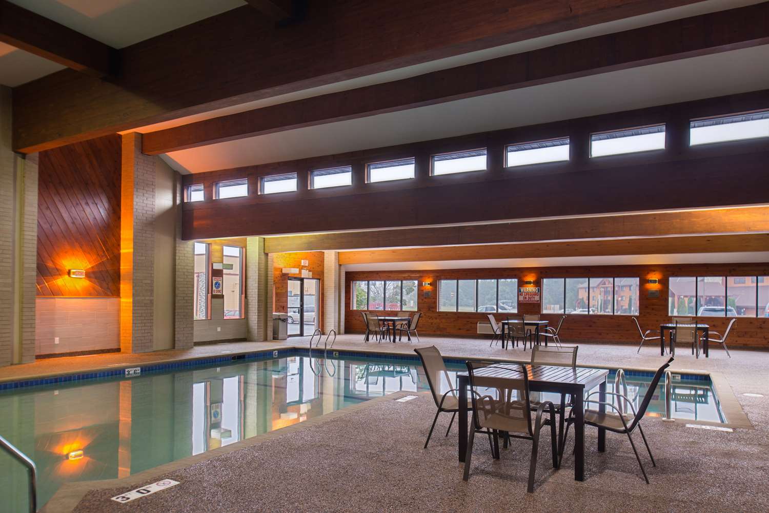 Best Western Ambassador Inn Wisconsin Dells - I-90 & I-94, Exit 87, WI ...