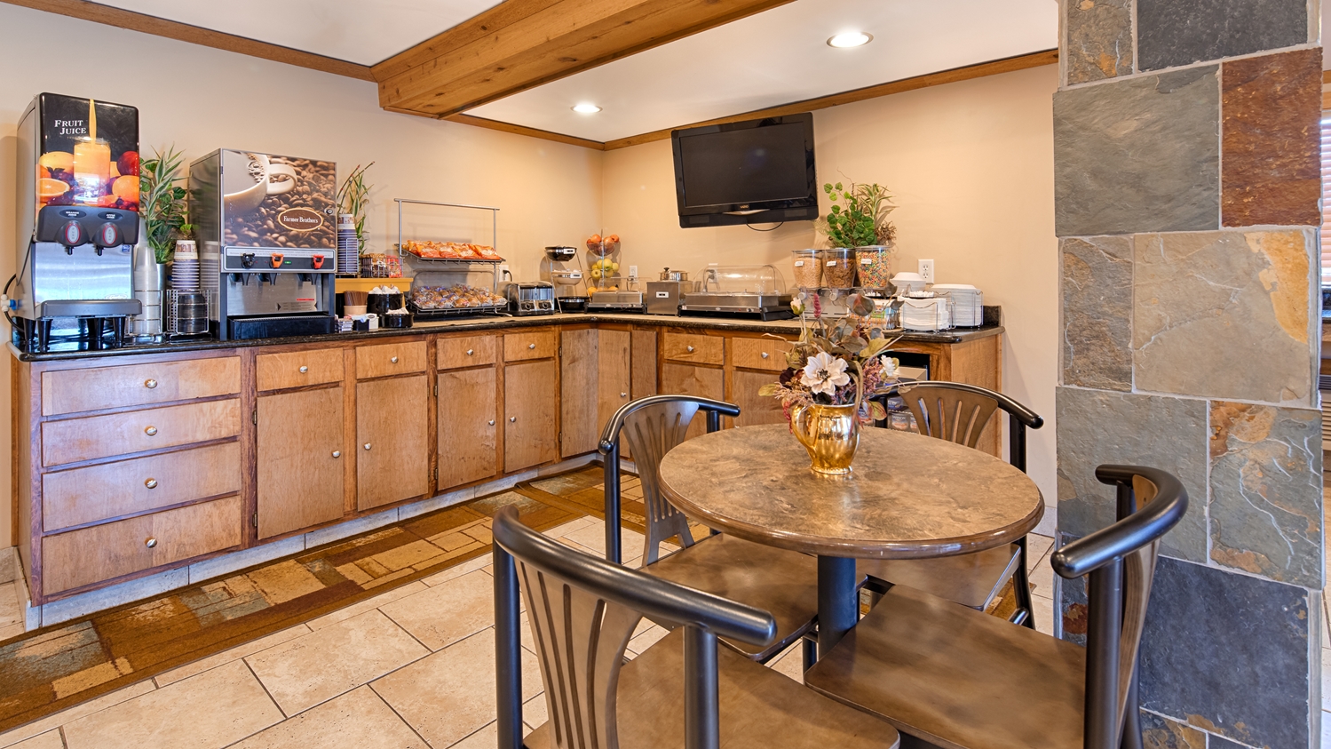 Best Western Torchlite Motor Inn Wheatland - I-25, Exit 80, WY - See ...