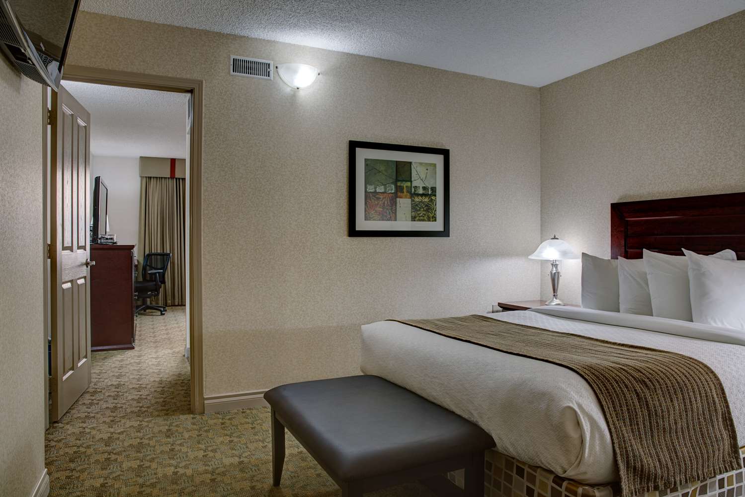 Best Western Plus City Centre Inn Edmonton, AB - See Discounts
