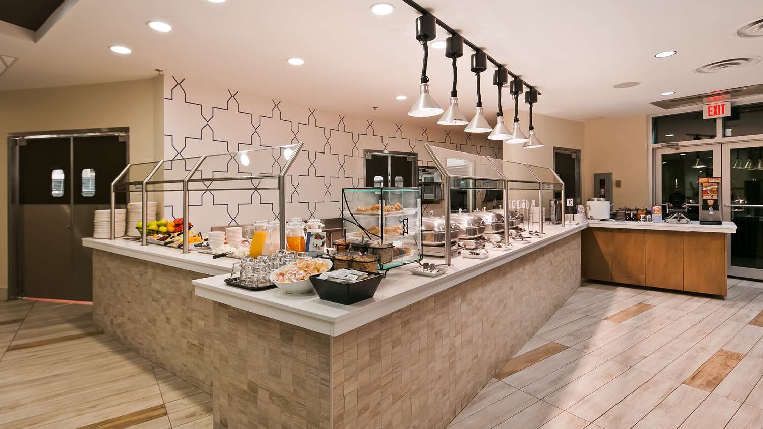 Best Western Plus Sawridge Inn & Suites Fort McMurray, AB - See Discounts