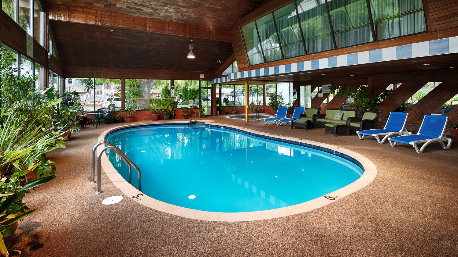 Best Western Plus Inn at Penticton, BC - See Discounts