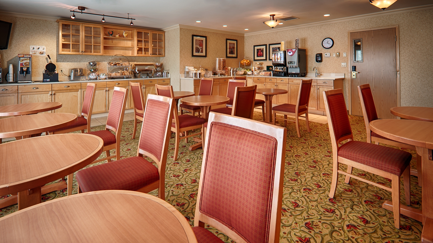 Best Western Plus Langley Inn, BC - See Discounts