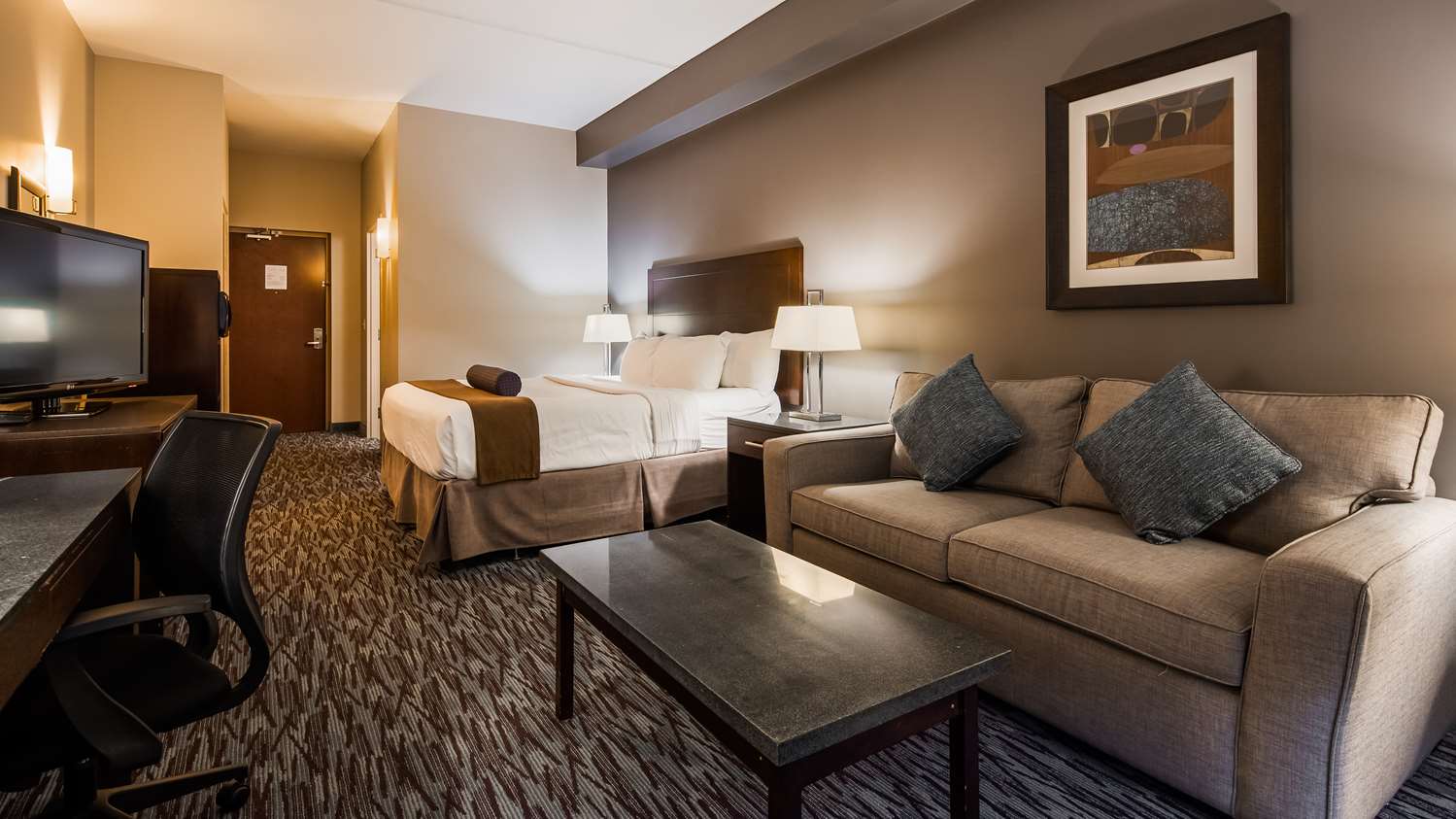 Best Western Plus Brandon Inn, MB - See Discounts