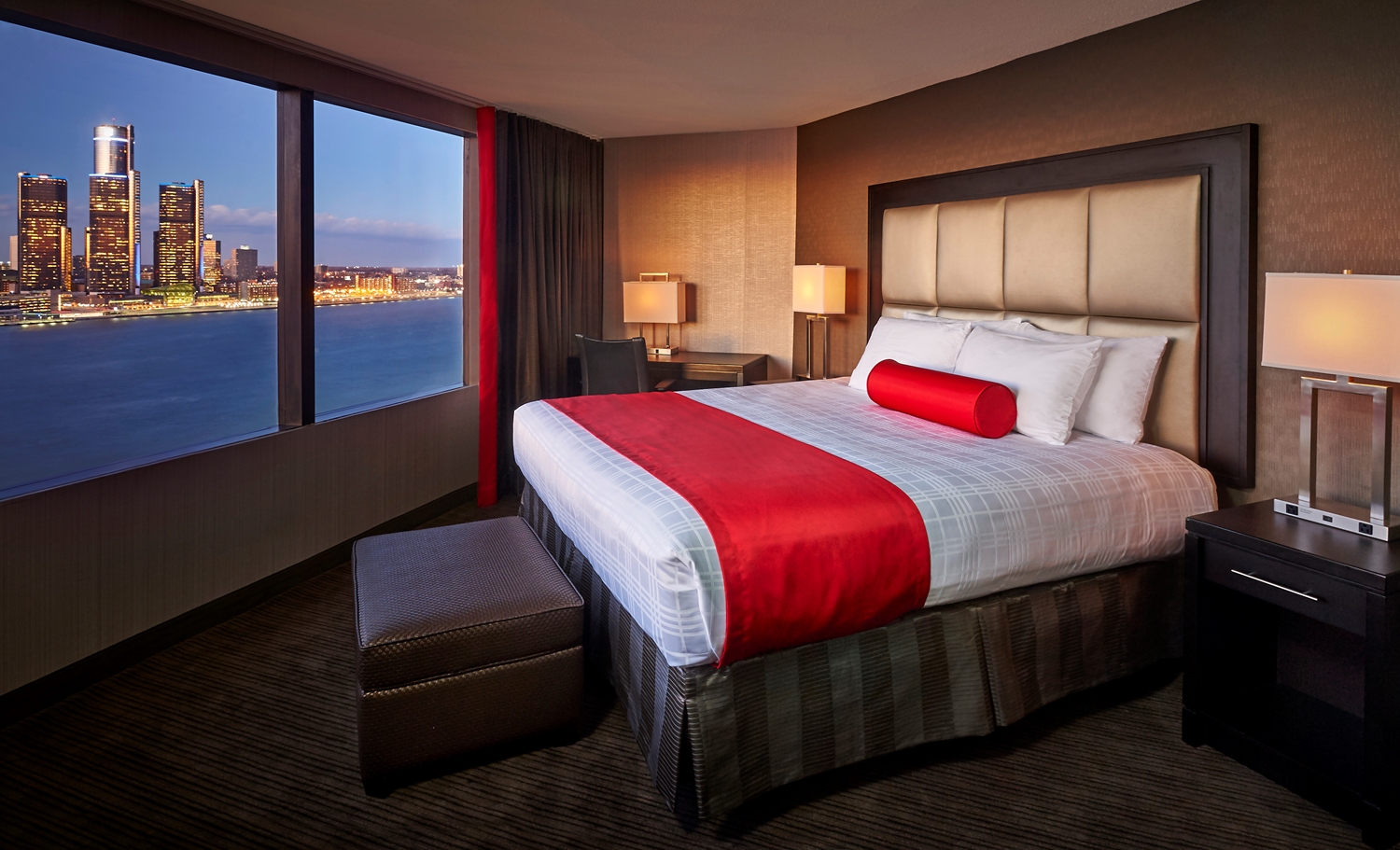 Best Western Plus Waterfront Hotel Windsor On See Discounts