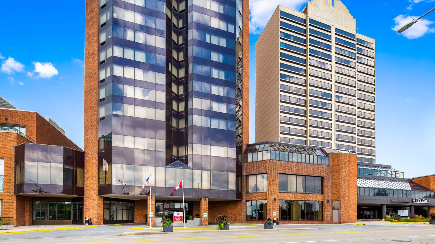 Best Western Plus Waterfront Hotel Windsor On See Discounts