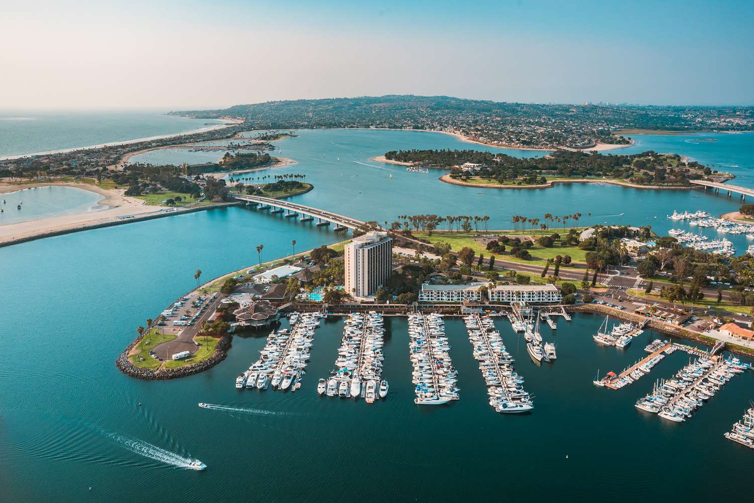 Hyatt Regency Mission Bay Spa & Marina Hotel, CA - See Discounts