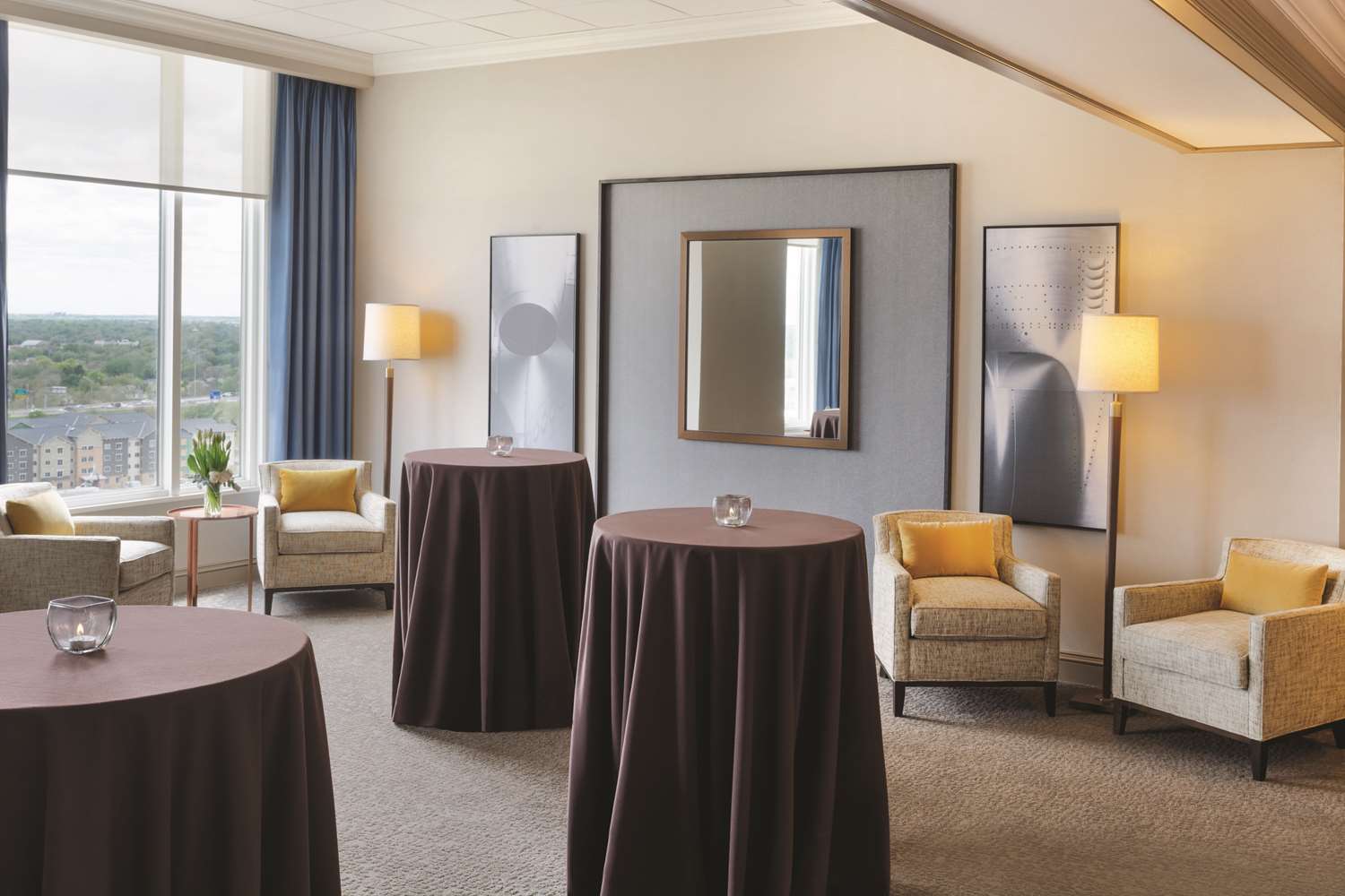 Hyatt Regency Hotel Wichita, KS - See Discounts