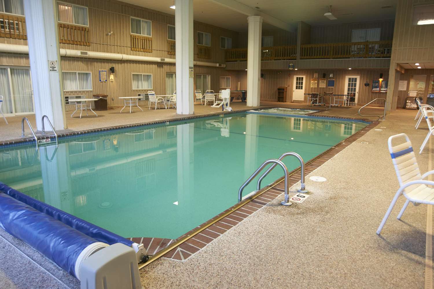 Sandwich Lodge Resort, MA - See Discounts