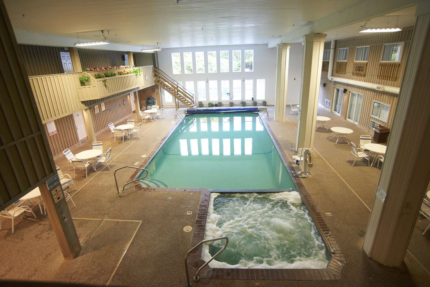 Sandwich Lodge Resort, MA - See Discounts