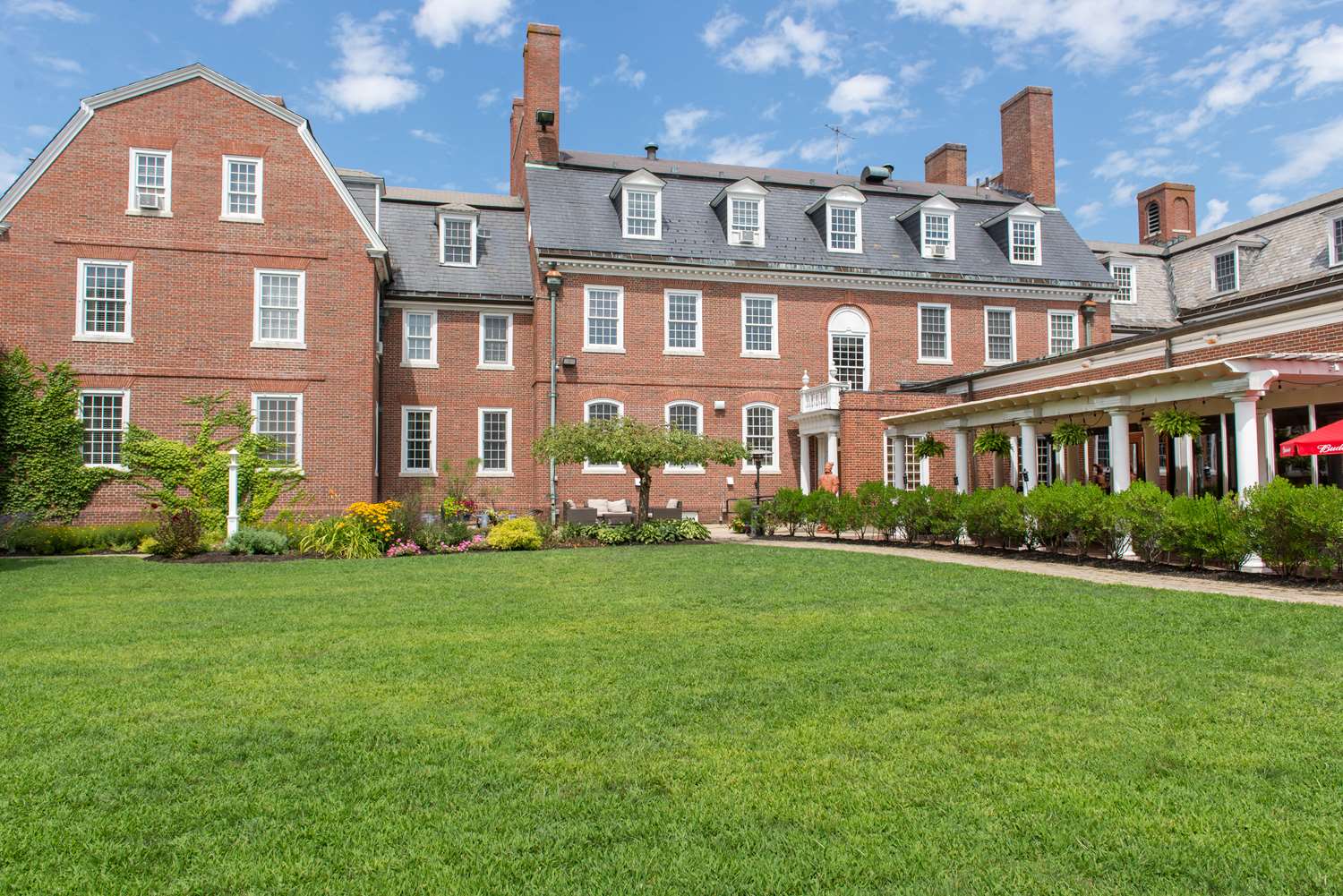 Exeter Inn, NH - See Discounts