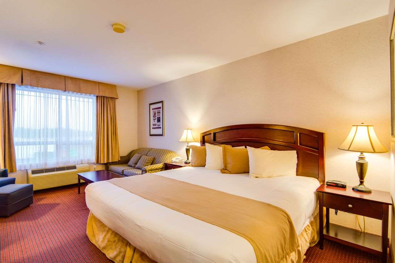 Peavine Inn & Suites High Prairie, AB - See Discounts