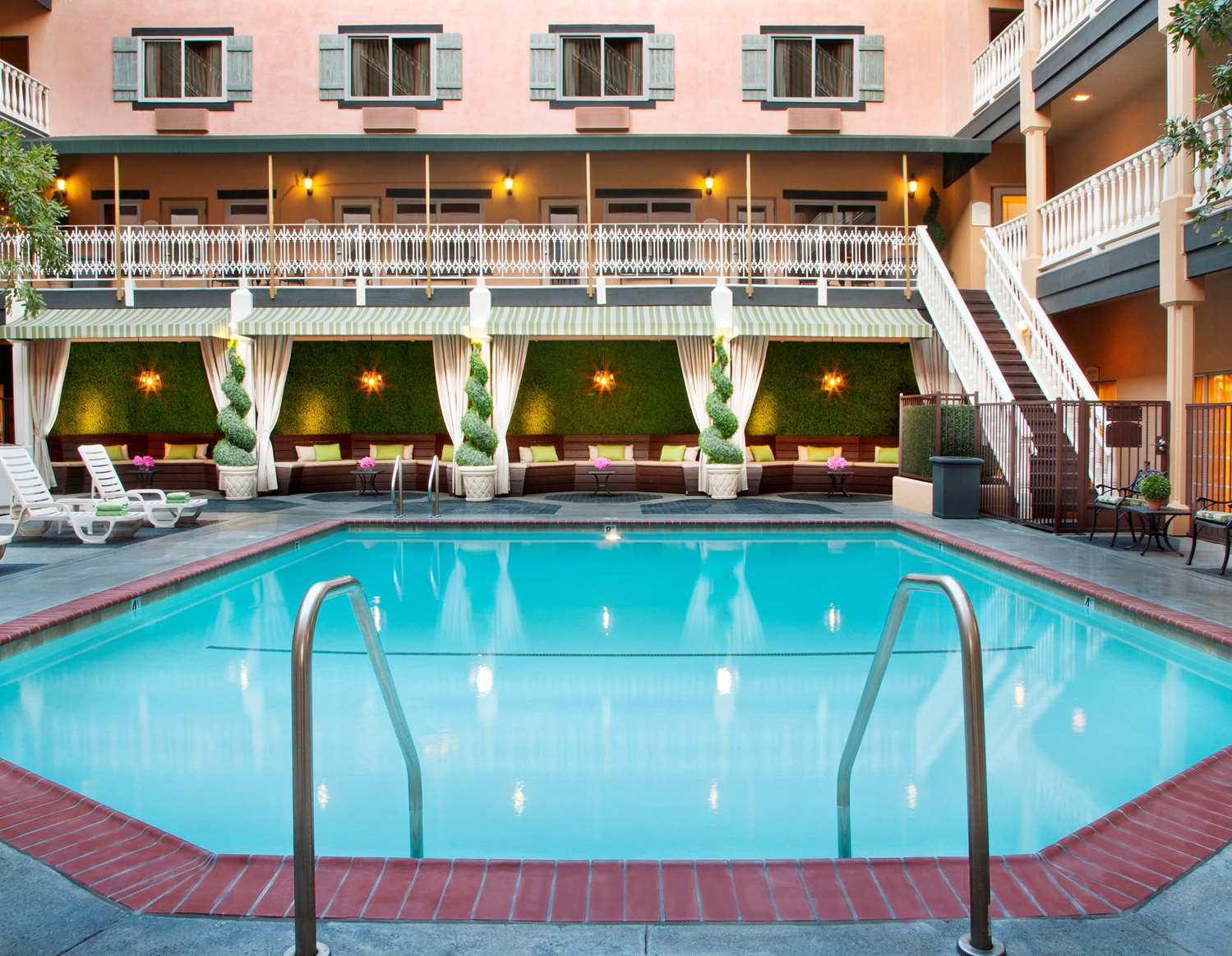 Ayres Hotel & Suites Costa Mesa, CA - See Discounts