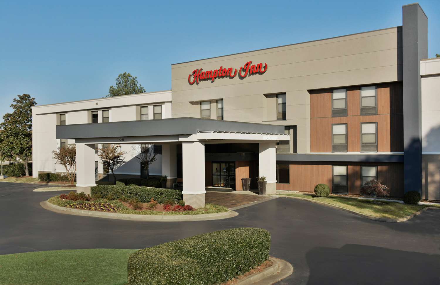 Hampton Inn Collierville, TN - See Discounts