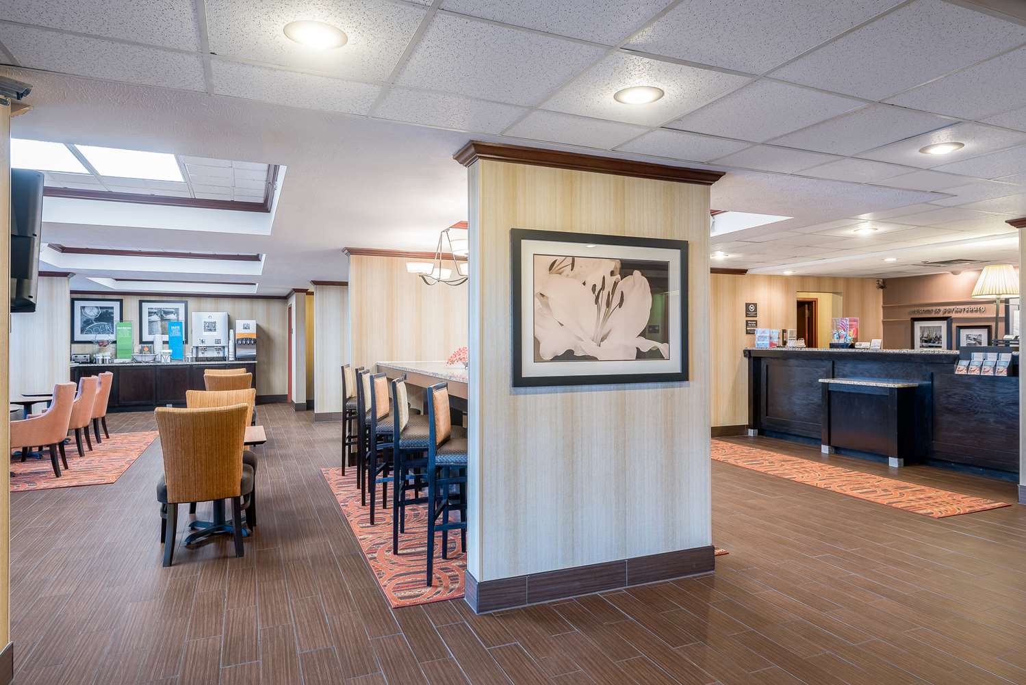 Hampton Inn Mineral Wells, WV - See Discounts