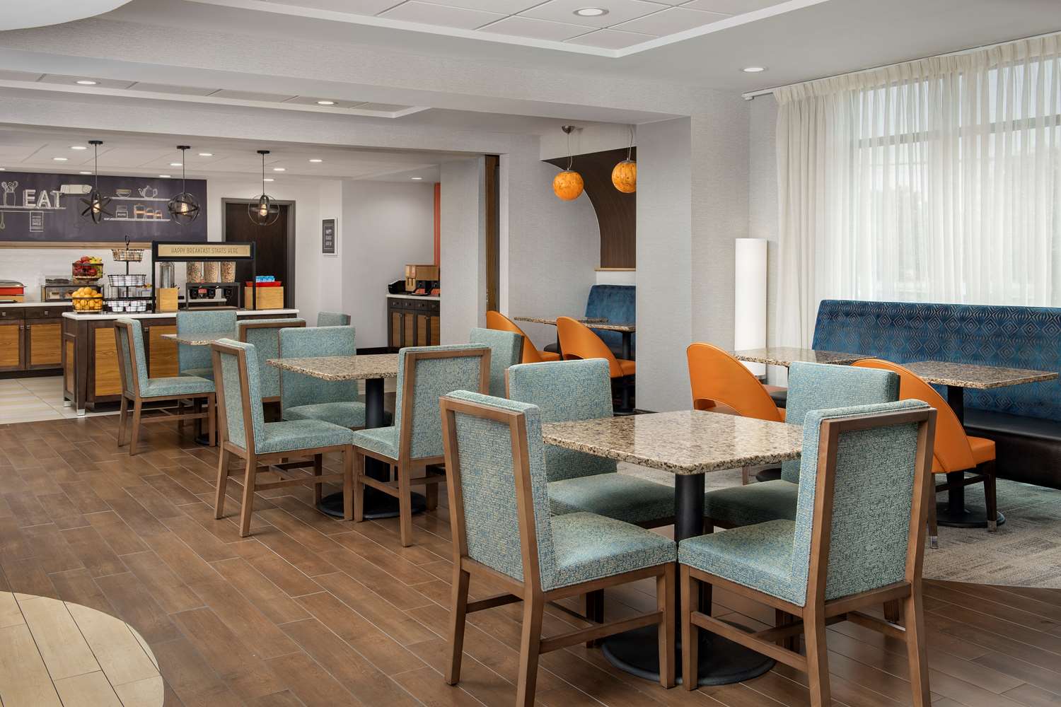 Hampton Inn Clinton - I-75, Exit 122, TN - See Discounts