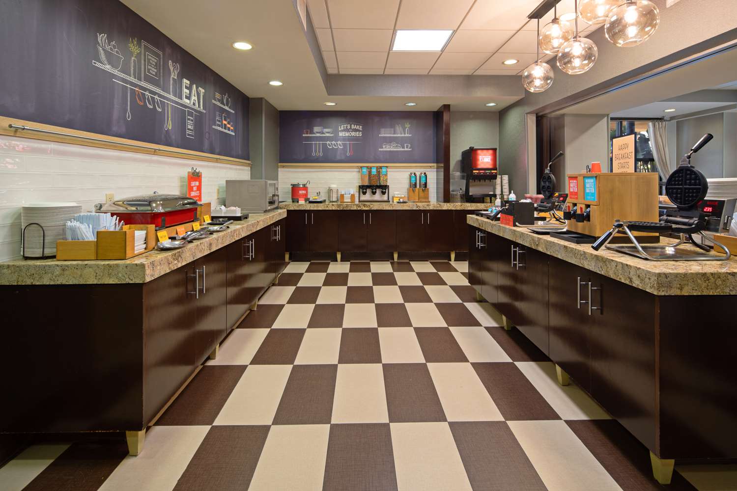 Hampton Inn Visalia, CA - See Discounts