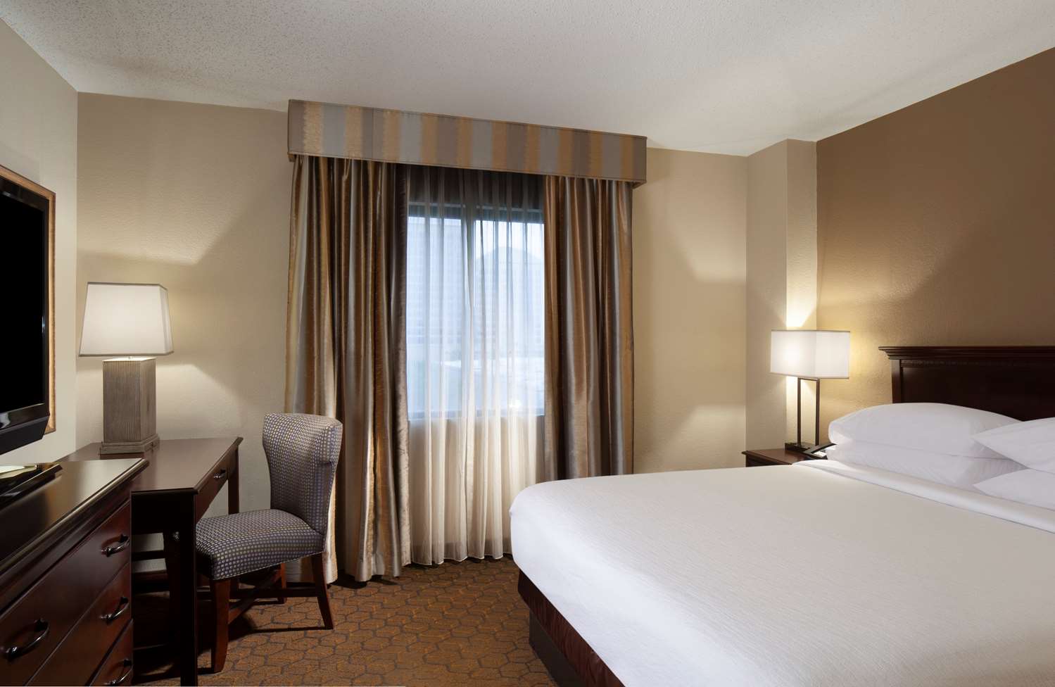 Embassy Suites Near the Galleria Dallas, TX - See Discounts