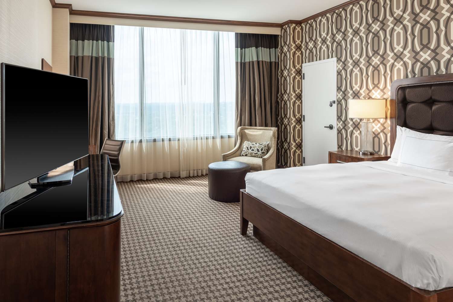 Hilton Mark Center Hotel Alexandria - I-395, Exit 4, VA - See Discounts