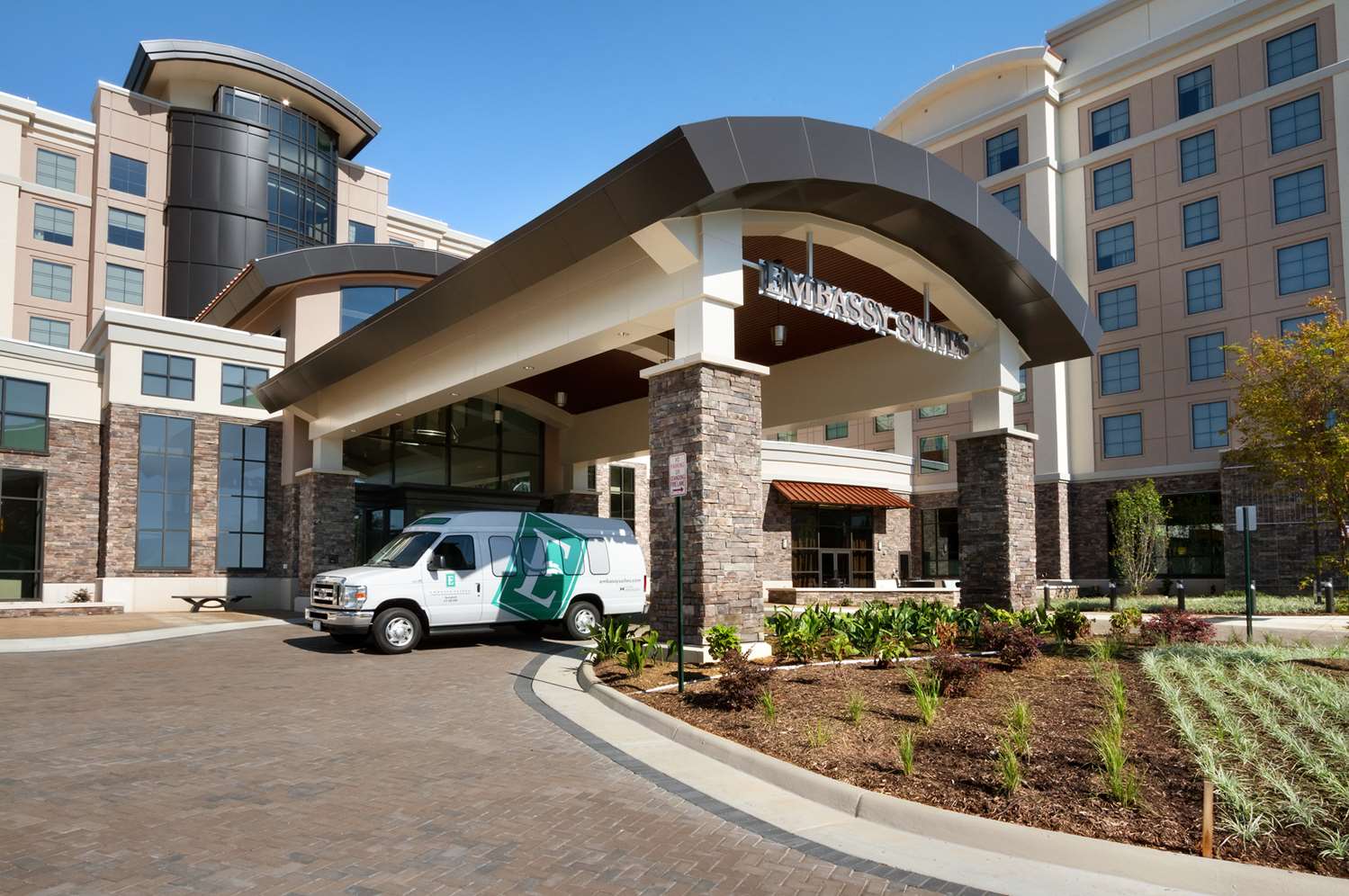 Embassy Suites Springfield - I-95, Exit 166, VA - See Discounts