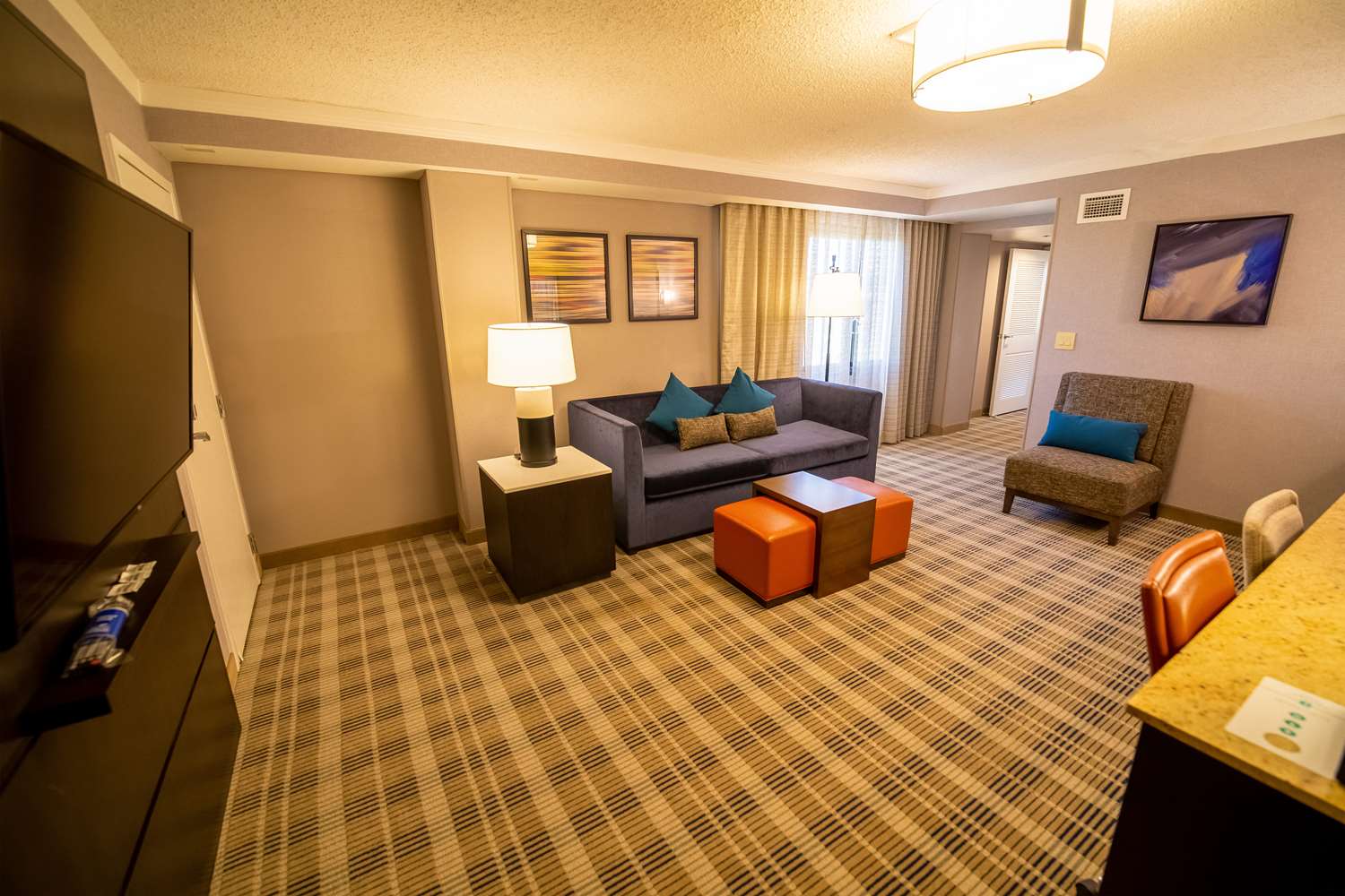 Embassy Suites Overland Park, KS - See Discounts