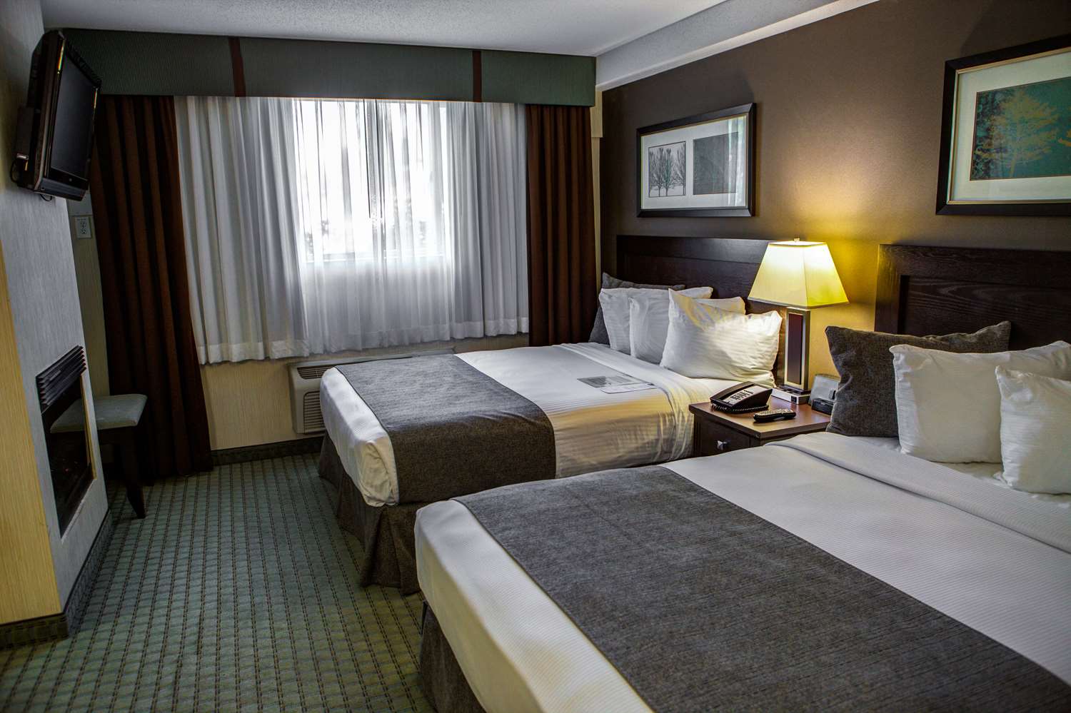 Coast Lethbridge Hotel, AB - See Discounts