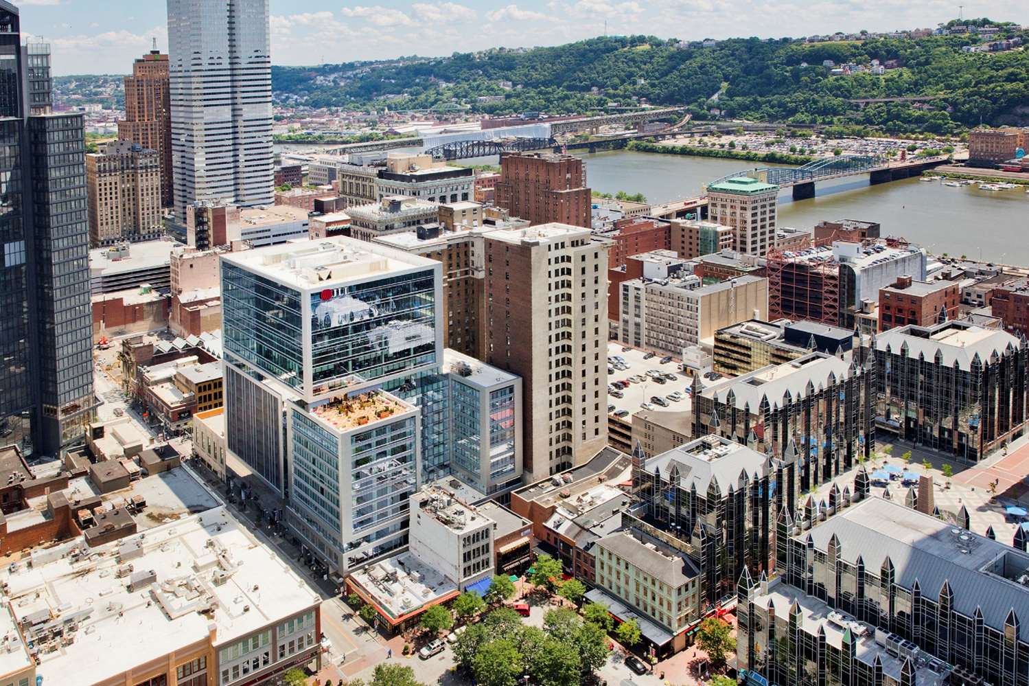 Hilton Garden Inn Downtown Pittsburgh, PA - See Discounts
