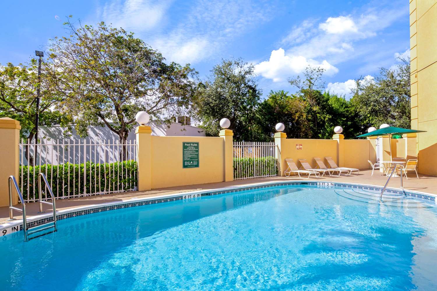 La Quinta Inn Cutler Ridge, FL - See Discounts