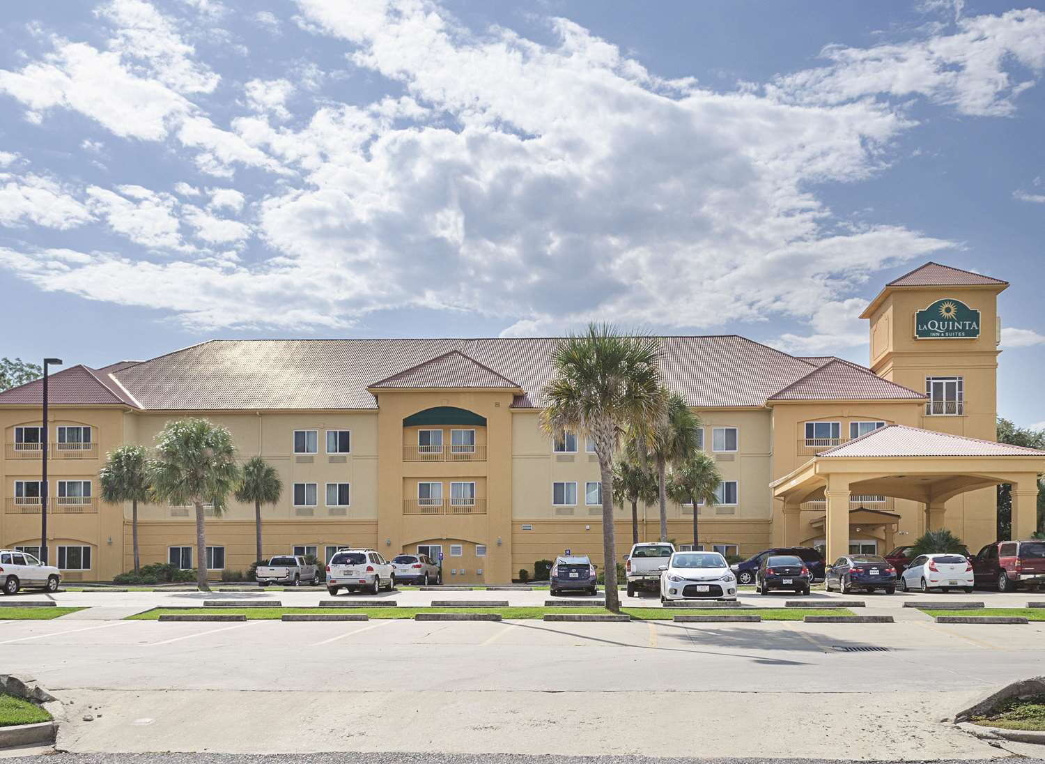 La Quinta Inn & Suites Biloxi - I-10, Exit 44, MS - See Discounts