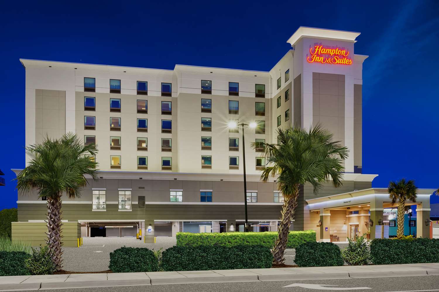 Hampton Inn & Suites Carolina Beach Oceanfront, NC - See Discounts