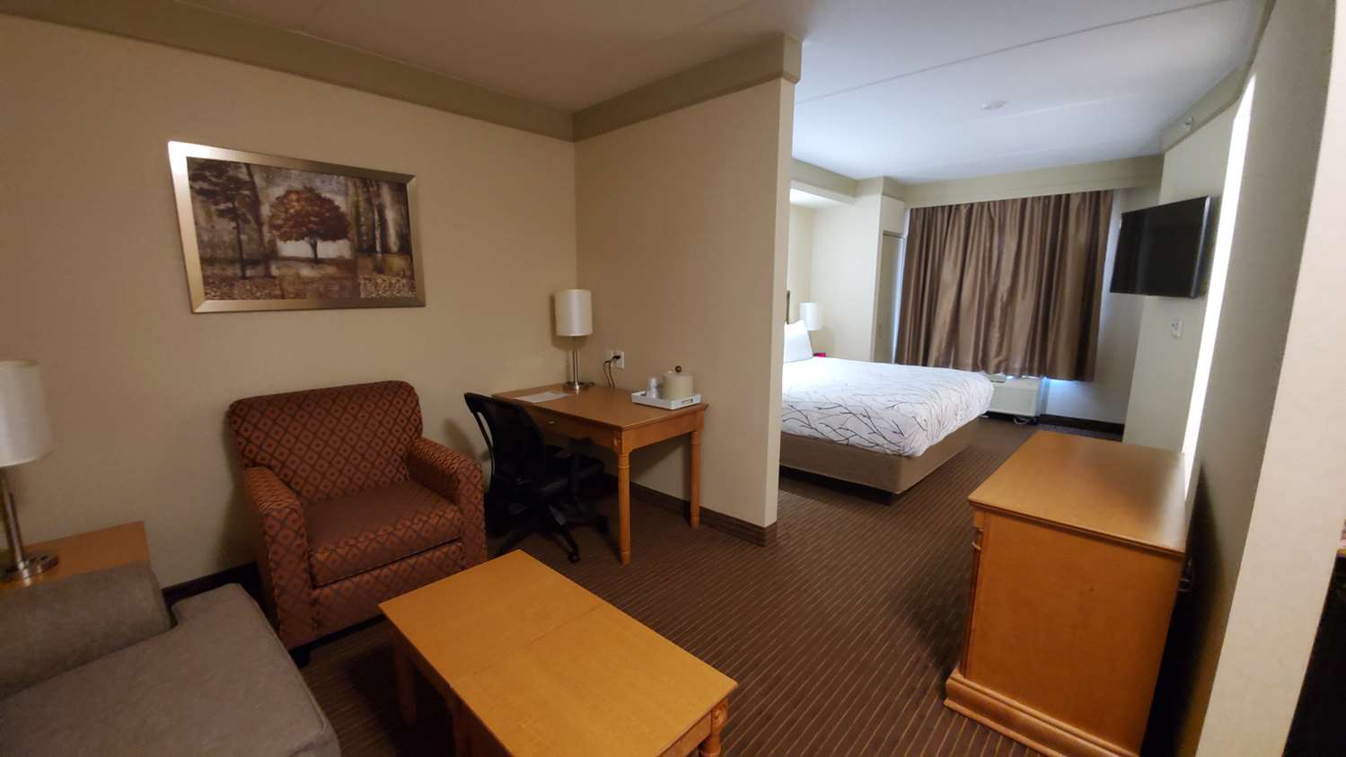 Best Western Plus Waterloo Hotel, ON - See Discounts
