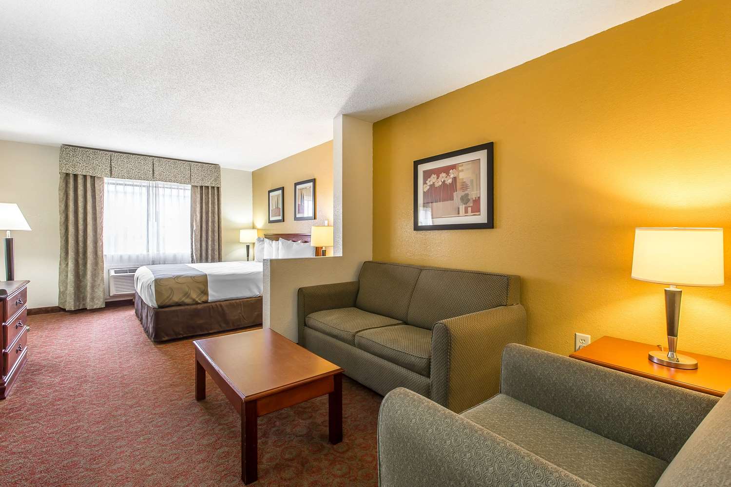 Quality Inn South Montgomery, AL - See Discounts