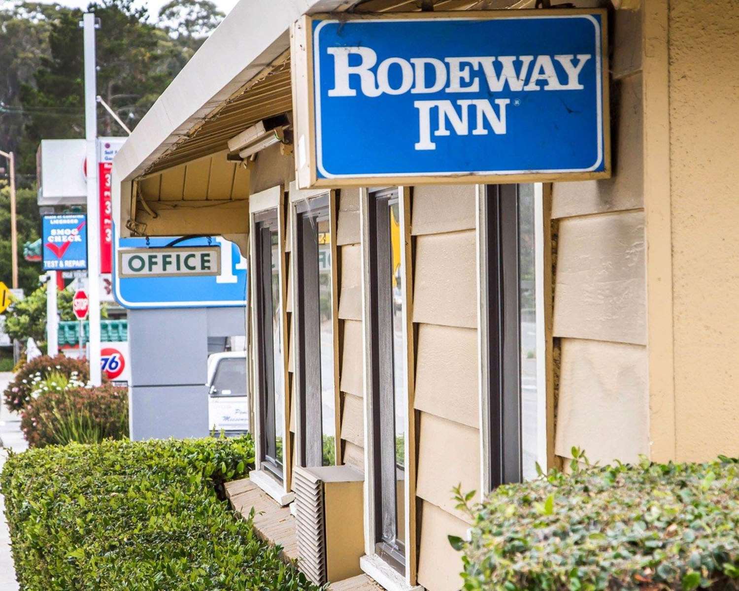 Rodeway Inn Monterey, CA - See Discounts