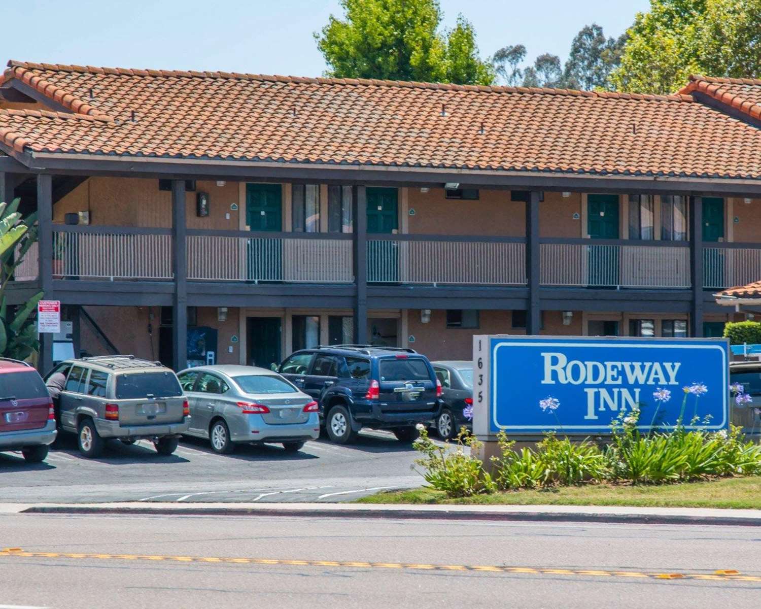 Rodeway Inn Fallbrook, CA - See Discounts