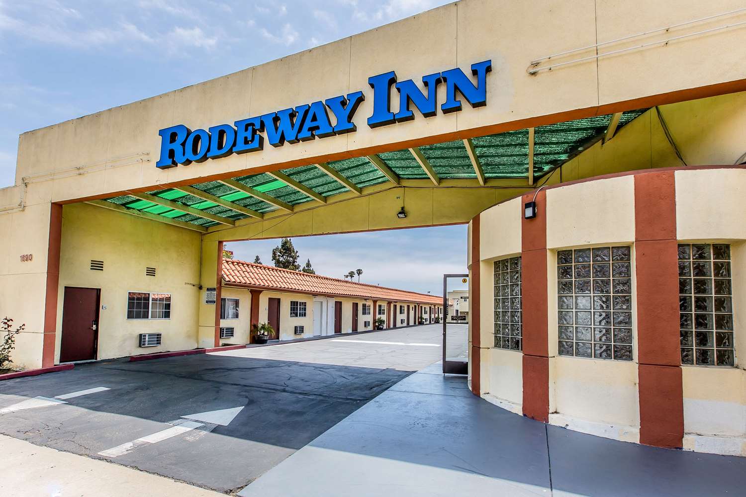 Rodeway Inn Ventura, CA - See Discounts