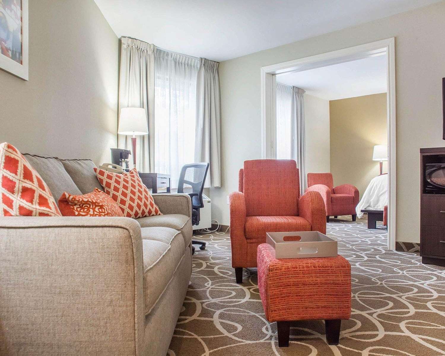 Comfort Inn Burlington, ON - See Discounts