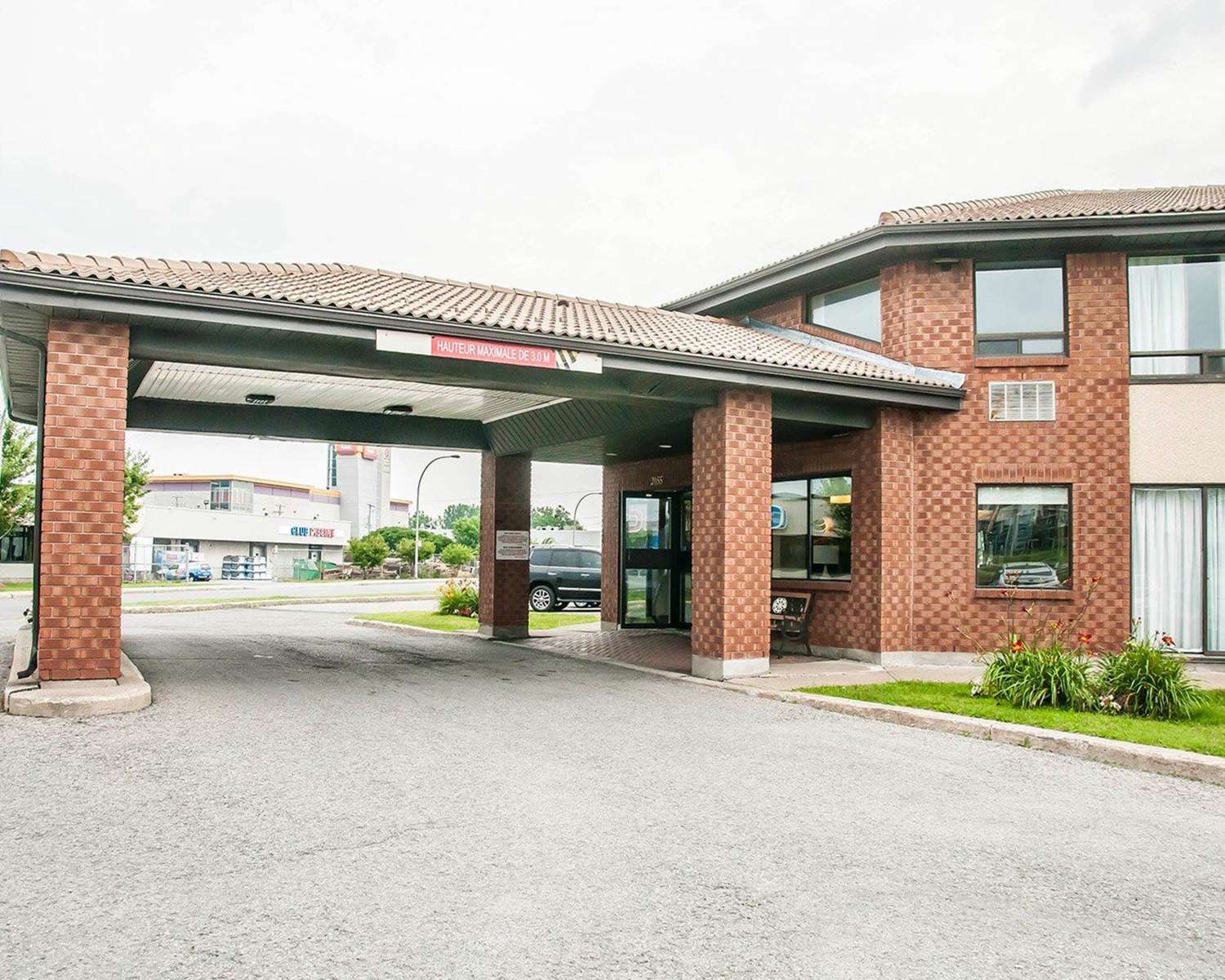 Comfort Inn Laval, QC - See Discounts