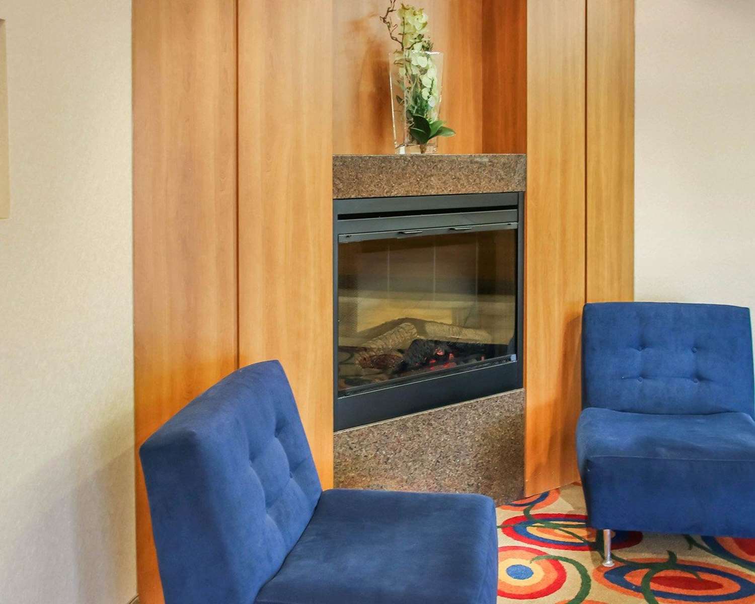 Quality Inn Winnipeg, MB - See Discounts