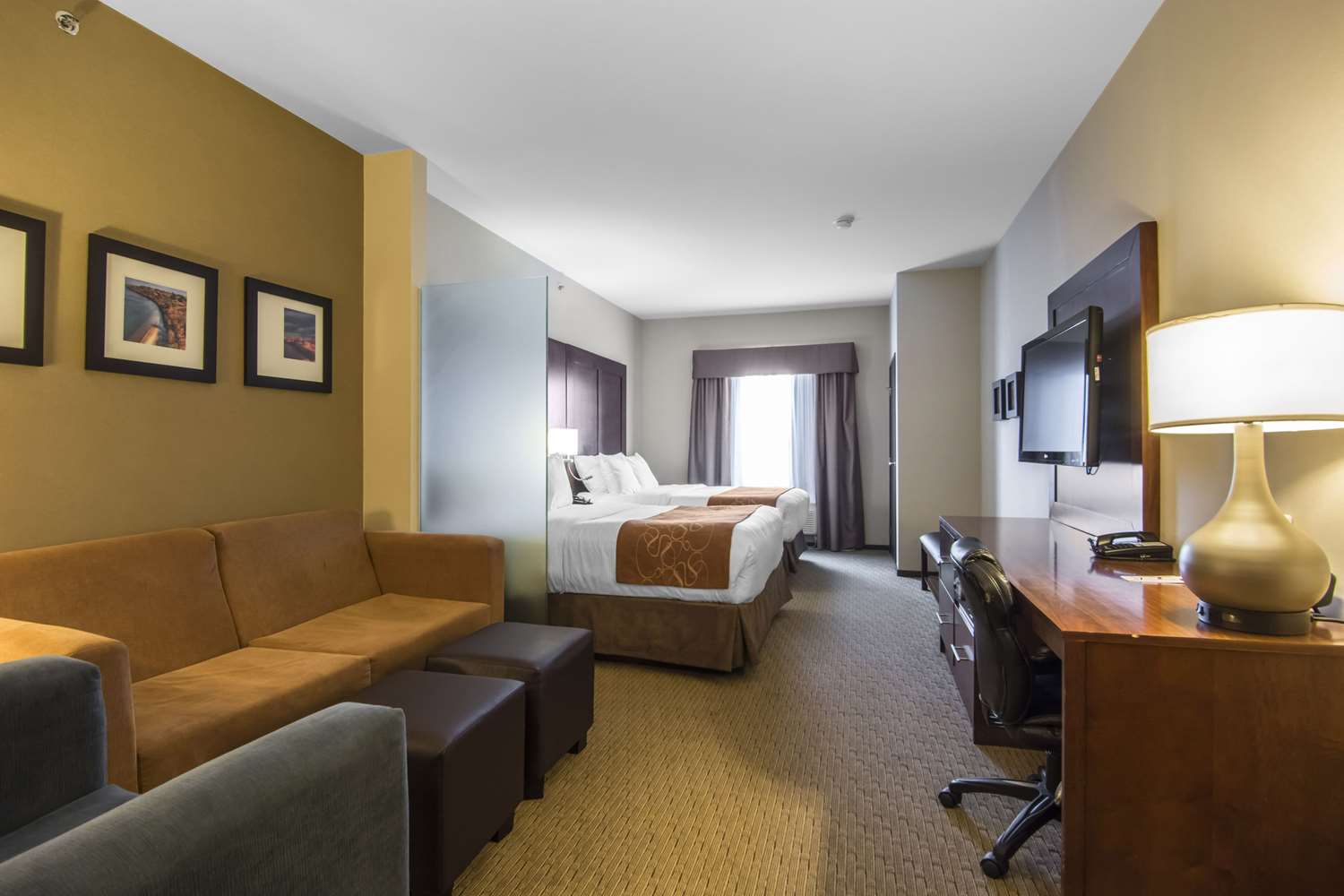 Comfort Suites Saskatoon, SK - See Discounts
