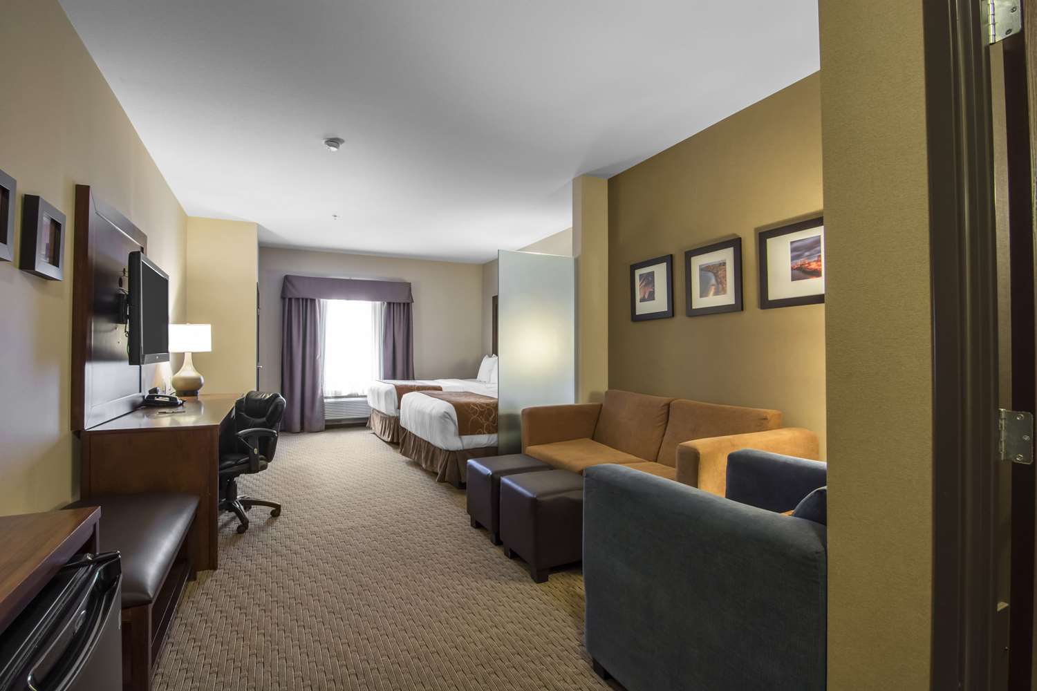 Comfort Suites Saskatoon, SK - See Discounts