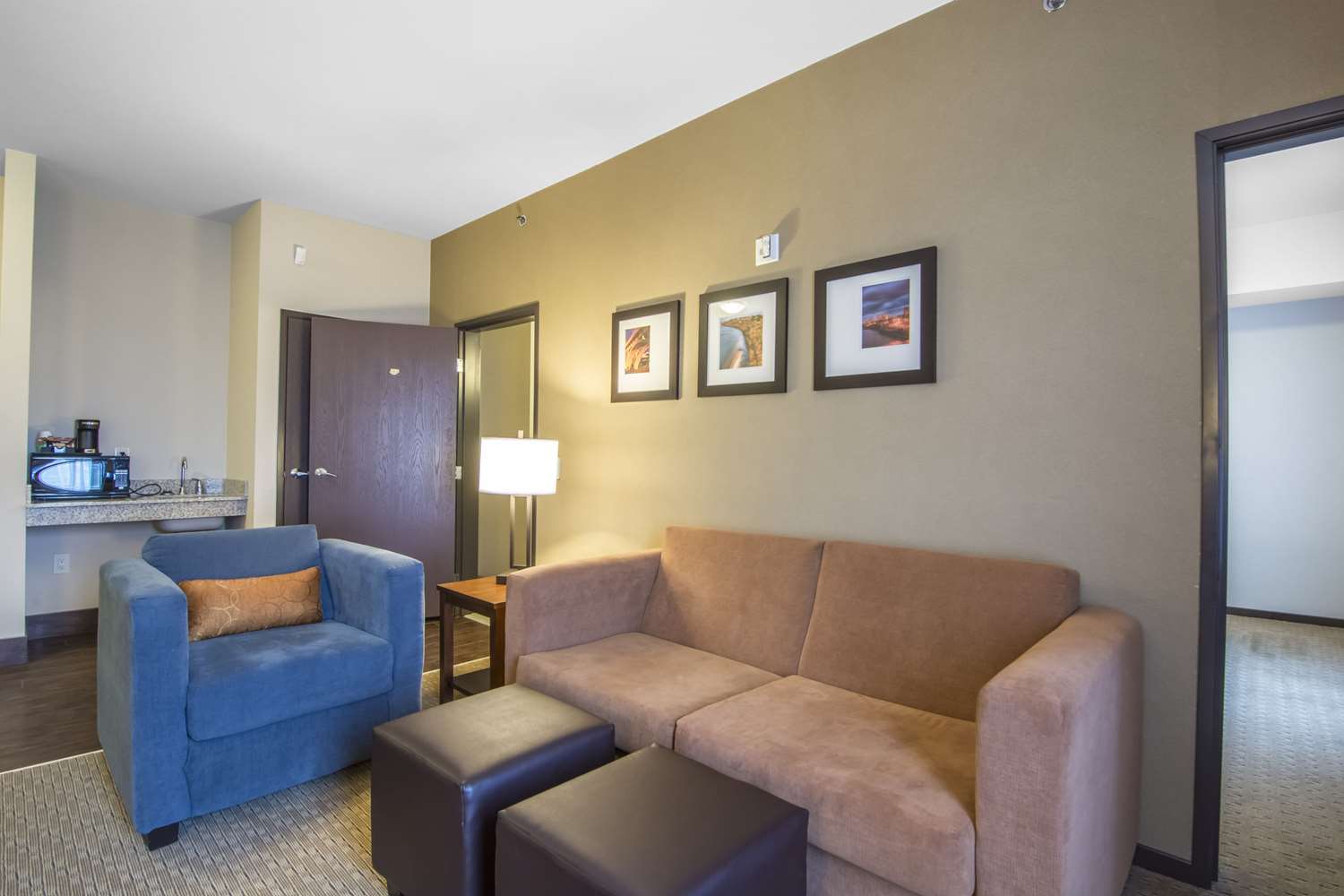 Comfort Suites Saskatoon, SK - See Discounts
