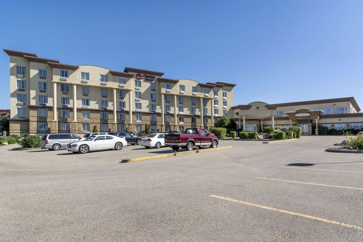 Clarion Hotel & Conference Centre Sherwood Park, AB - See Discounts