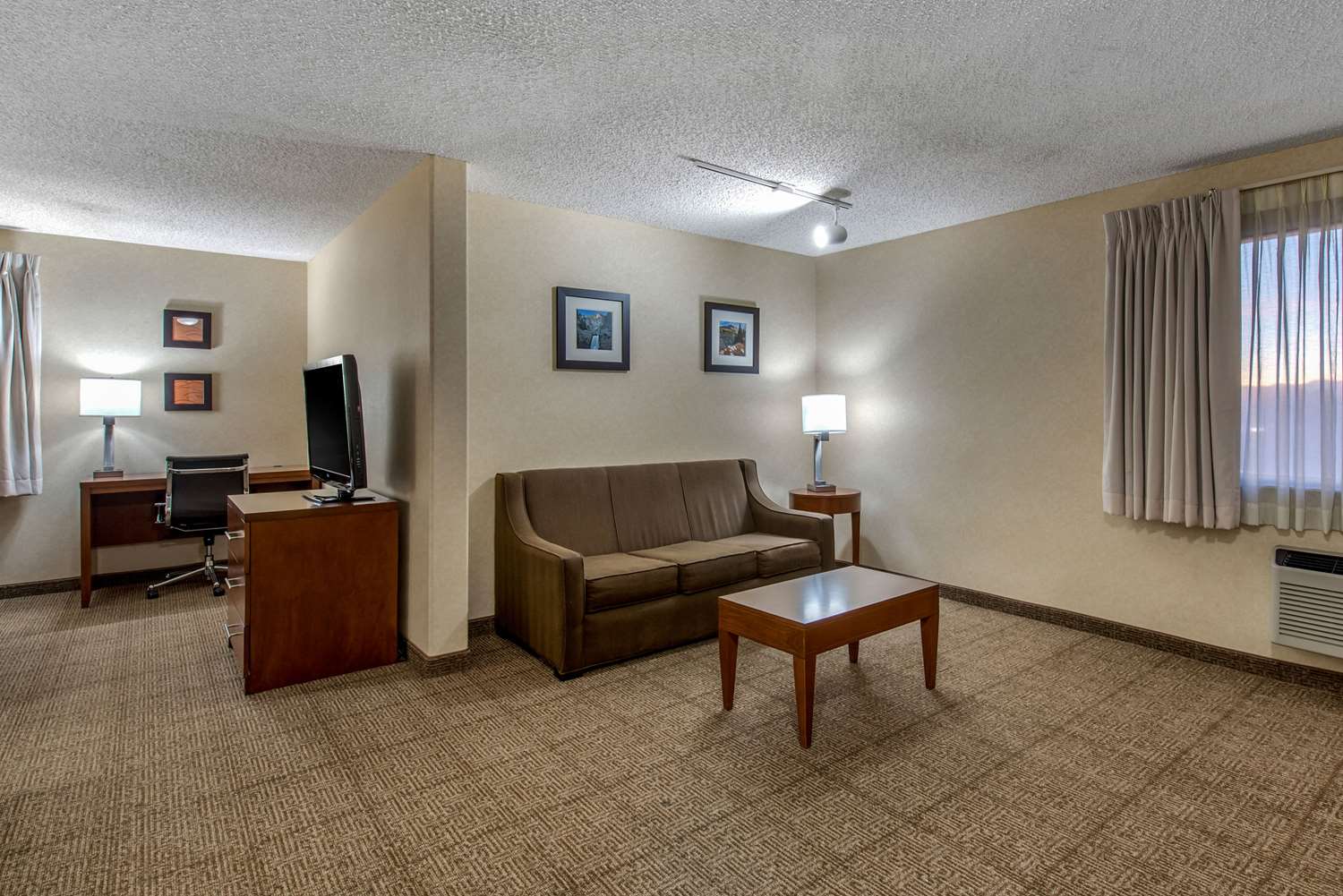 Comfort Inn Denver Southeast Aurora, CO - See Discounts
